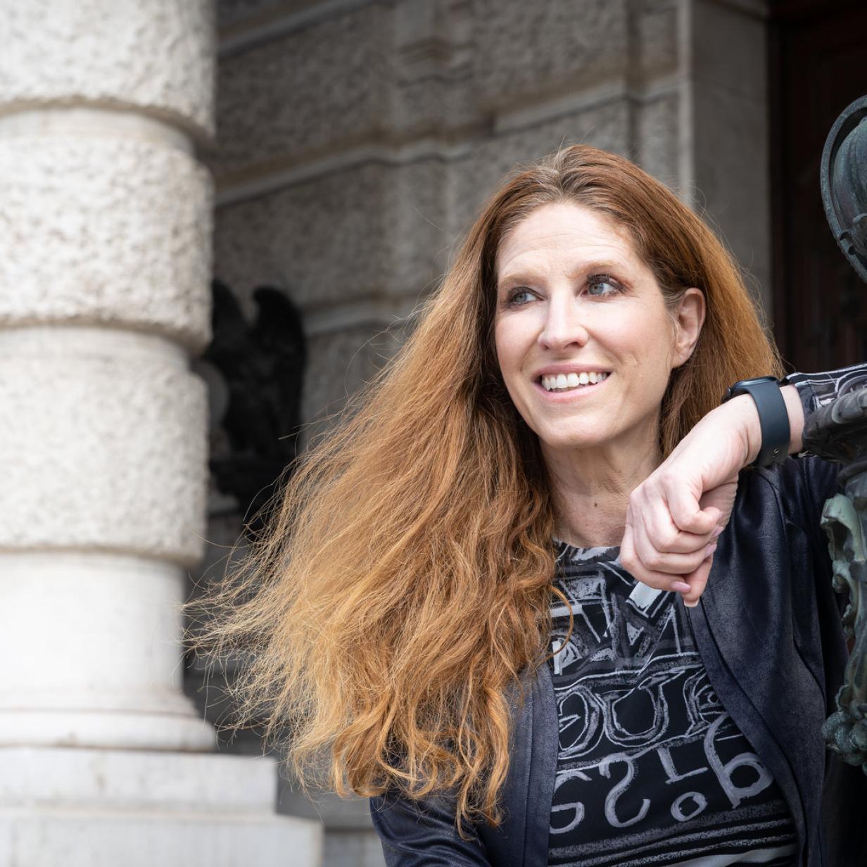 Autorin Ursula Poznanski im Interview: "In jeder Figur steckt etwas von ...