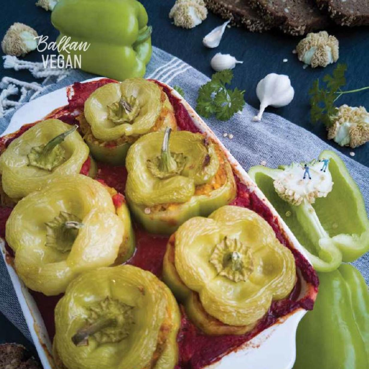 So geht Balkan in vegan: Gefüllte Paprika So geht Balkan in vegan: Gefüllte Paprika