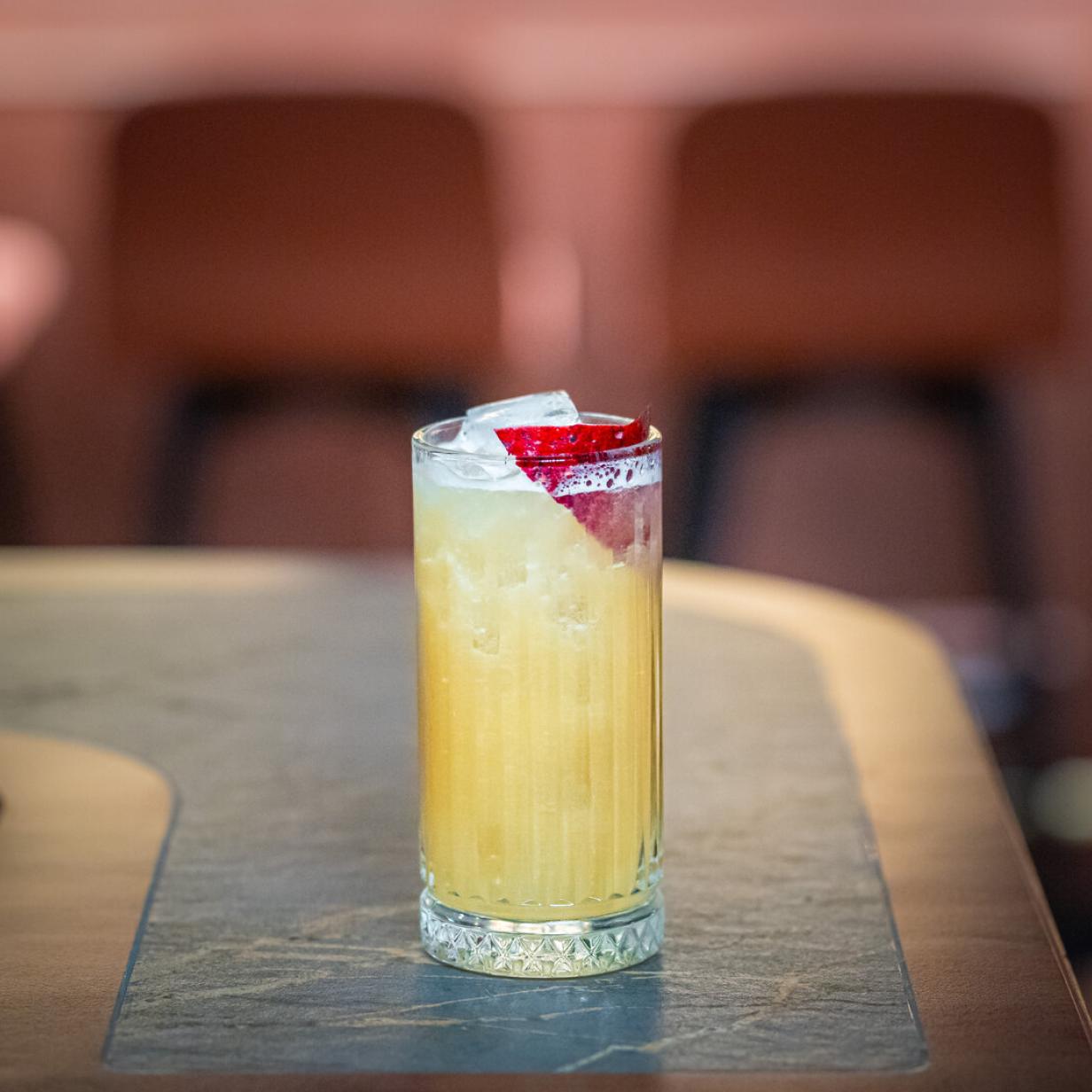 Cocktail aus der American-Latin-Bar Cinco: "Herberts Nüsse"