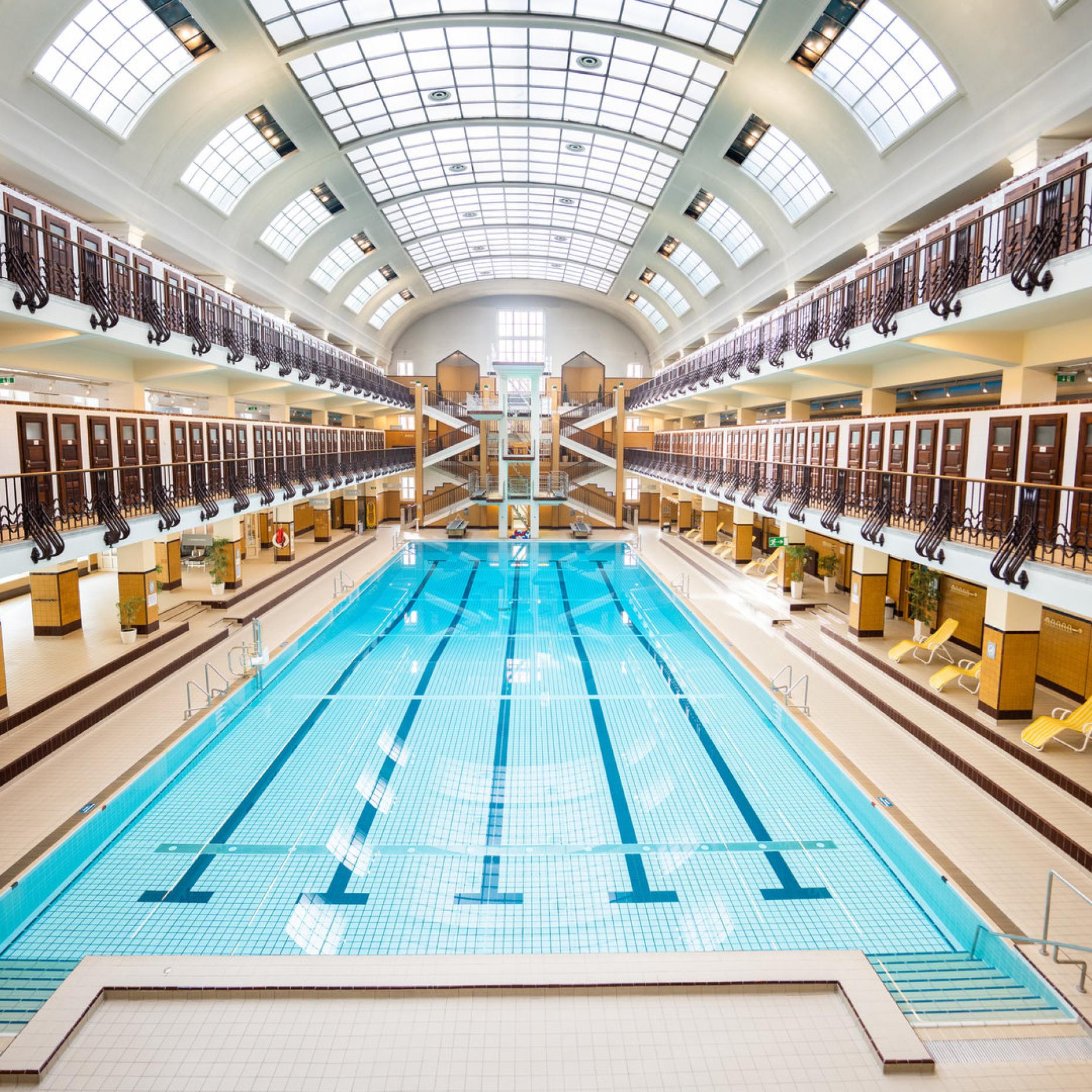Die 5 schönsten Hallenbäder in Wien und Niederösterreich