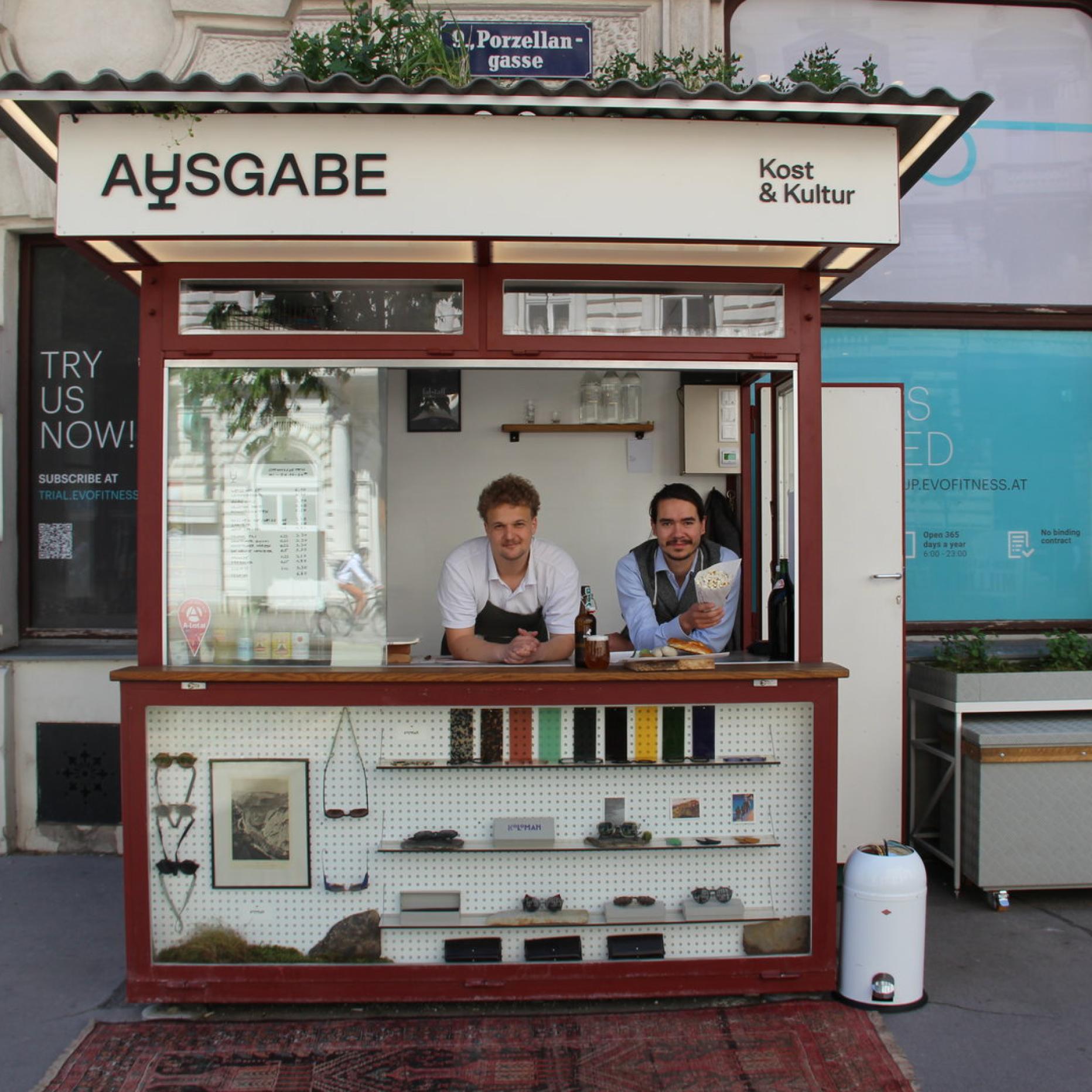 Wiedereröffnung: Weißwurst zuzeln im Wiener Standl "Die Ausgabe"