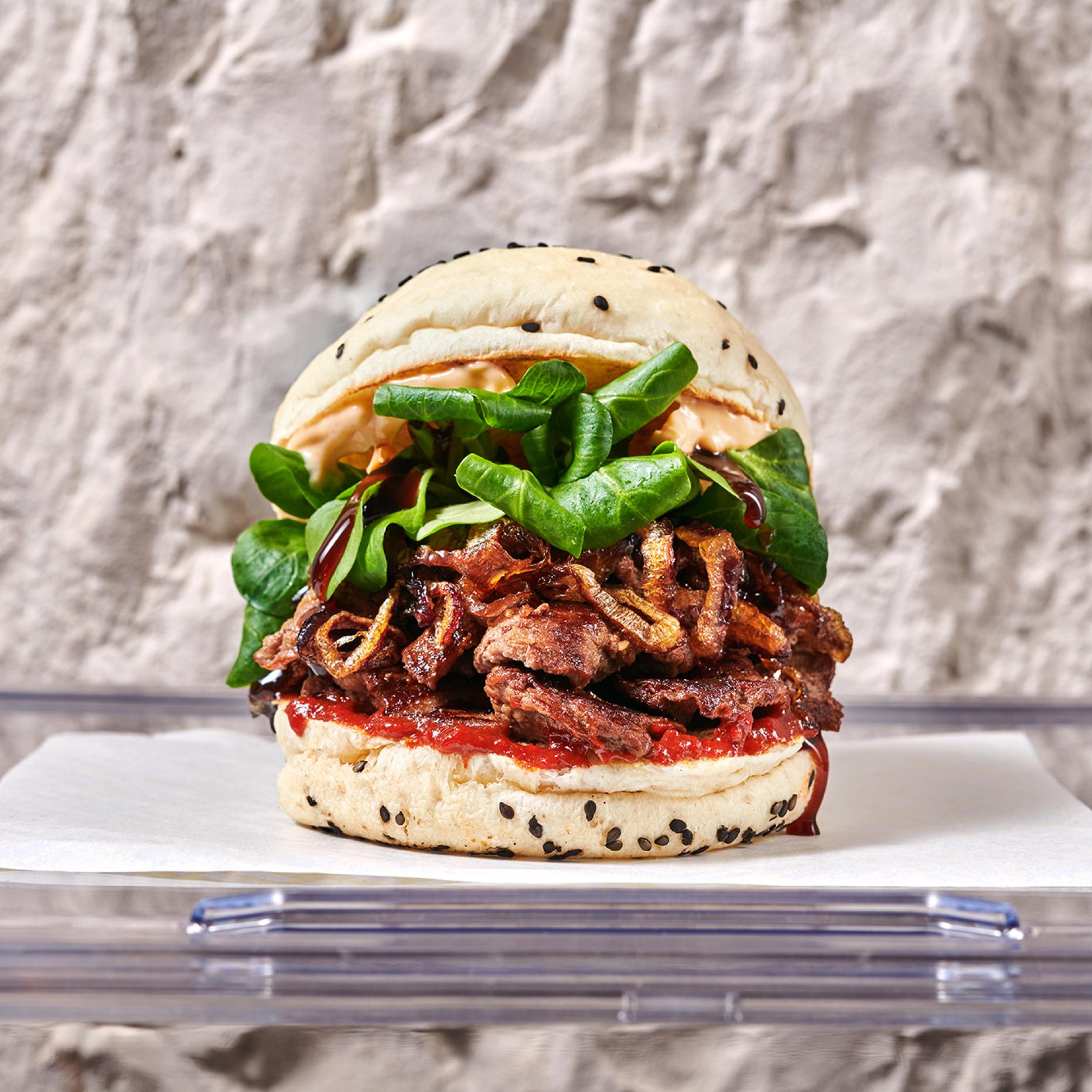 Asiatische Gourmet-Burger: Neues Lokal Shiso Burger eröffnet im 6. Bezirk